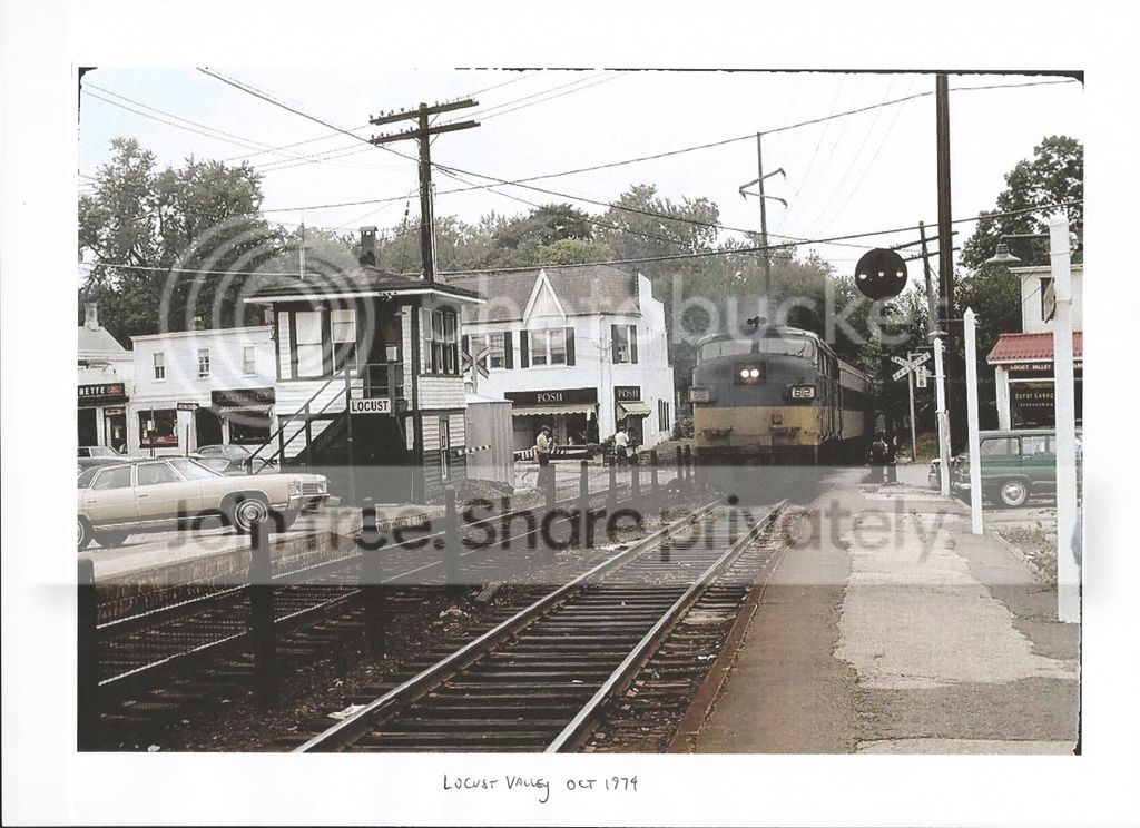 Four Quadrant Gated Crossings. - RAILROAD.NET